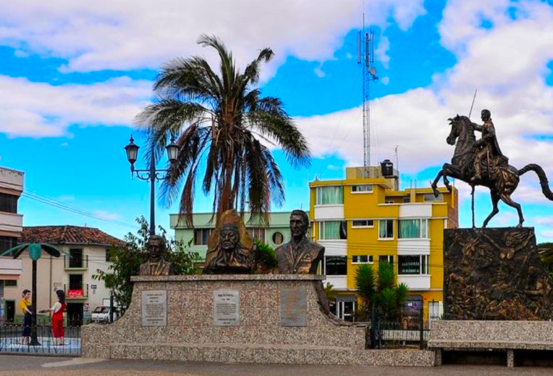 【Provincias y Cantones de Ecuador|Provincia del Carchi】
