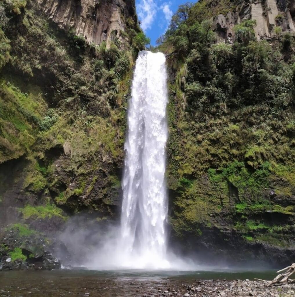 Cascada Del Río Pita